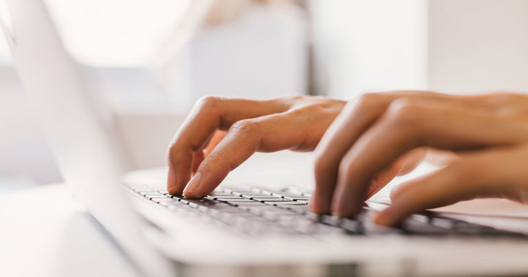 【コピペOK】JavaScriptとCSSでタイピングアニメーションを実装 | SPIQA NOTE